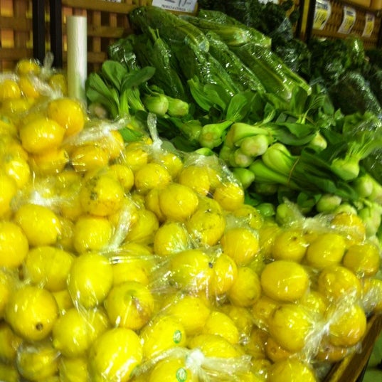 Lawnton Country Markets Fruit Shop - Fruit and Vegetable Store in Lawnton