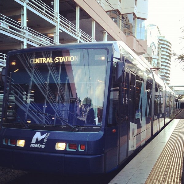 Photos at Convention Light Rail Stop - Darling Harbour, NSW