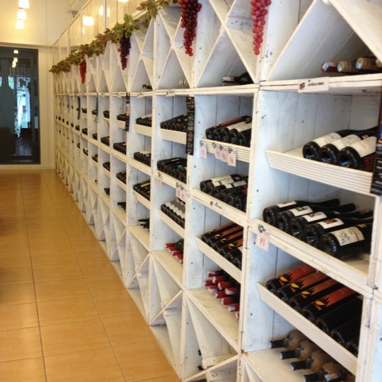 Denise The Wine Shop - Jalan PJU5/10, Kota Damansara