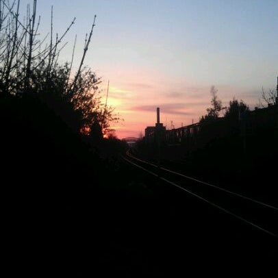 West Worthing Railway Station (WWO) - Train Station in Worthing