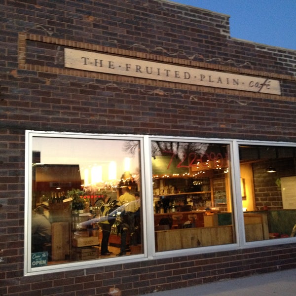 The Fruited Plain Cafe - 172 N Main Ave