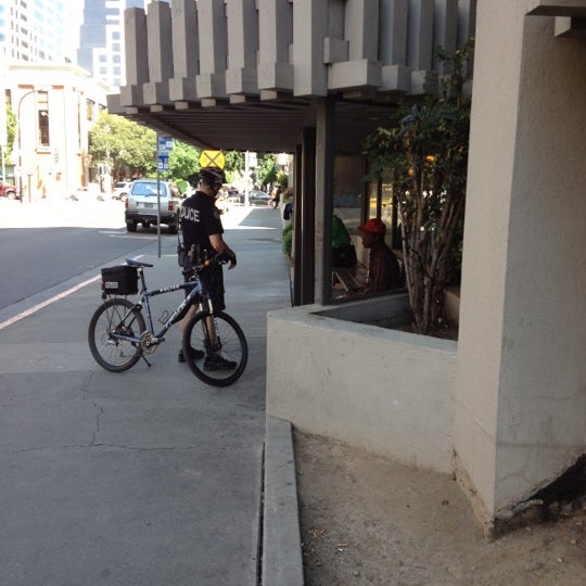 SACRT J & 11th Bus Stop (EB) - Downtown Sacramento - 1 tip from 14 visitors