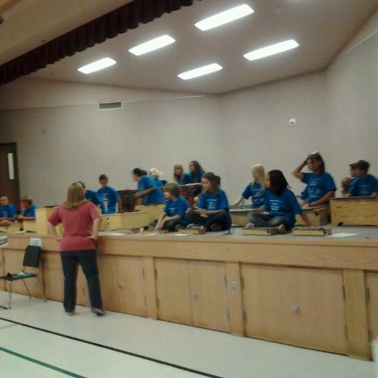 Red Mountain Ranch Elementary School - Red Mountain Ranch - 6650 E ...