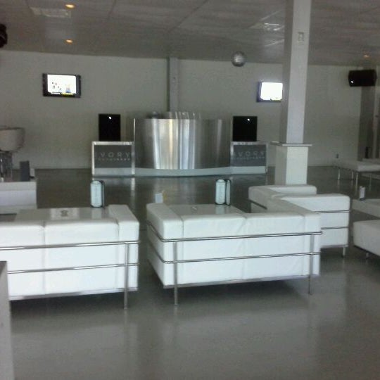 Ivory Lounge - Northwest Side - 10 tips from 262 visitors