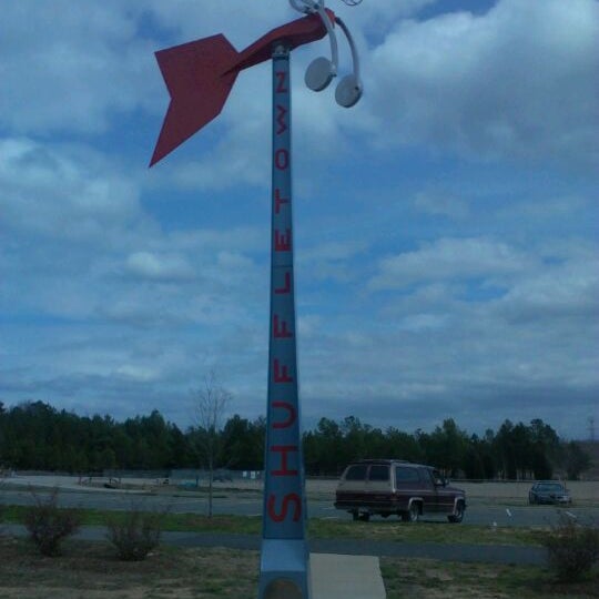 Shuffletown Park - Dog Park in Mountain Island