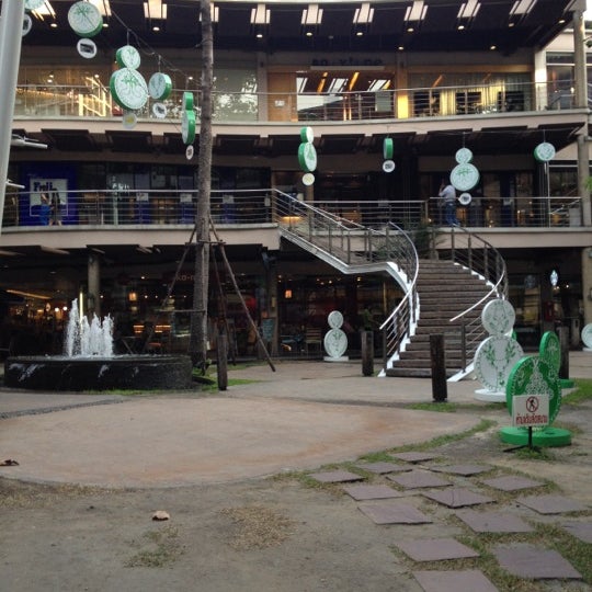 La Villa - Shopping Mall in Phaya Thai