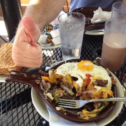 Photos at Sam & George's Restaurant - Lakeview - 33 tips from 1678 visitors