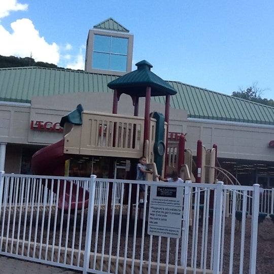 Photos at The Crossings Premium Outlets - 67 tips from 12332 visitors