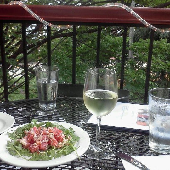 Michael's Bistro & Taphouse (Now Closed) - 1427 University Ave