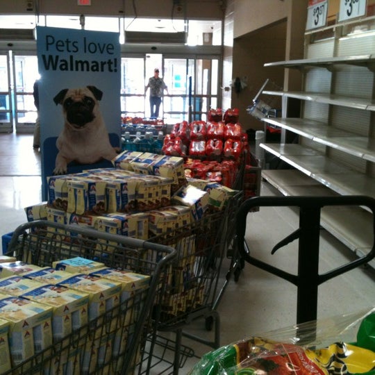 Photos at Walmart Supercenter - Big Box Store in Terrell