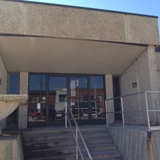 Alexander County Courthouse - 29 W Main Ave