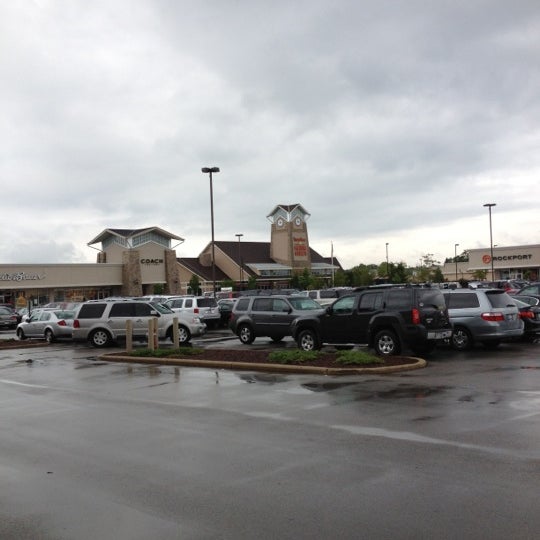 Photos at Pleasant Prairie Premium Outlets - Pleasant Prairie, WI