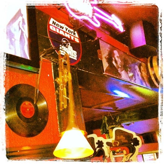 Jiggs McAllister's Music Saloon - 28 tips