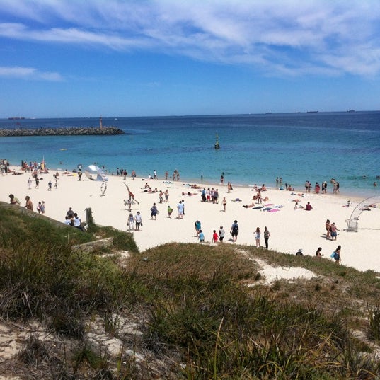 Cottesloe Beach - 61 tips from 4394 visitors