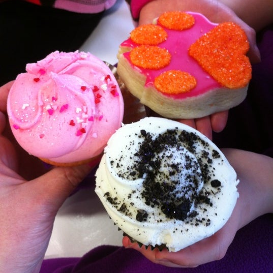 J.Rae's Bakery - 2357 N Maize Rd #105