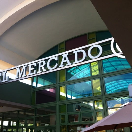 El Mercado - Food Court