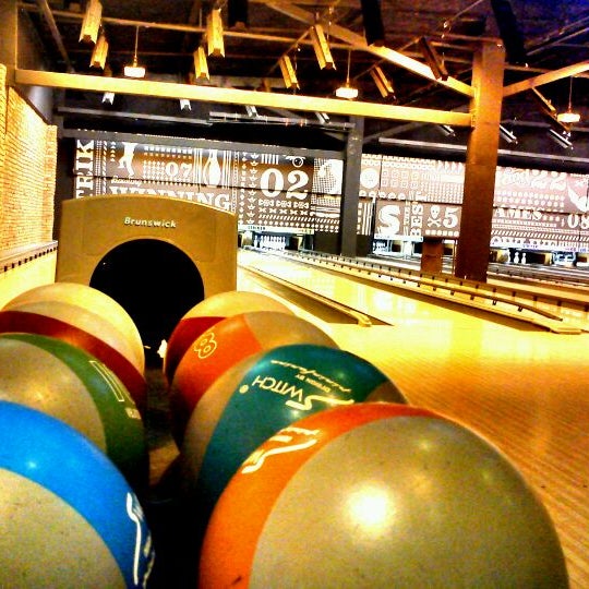 Striker Casual Bowling - Setor de Clubes Esportivos Sul - 78 tips
