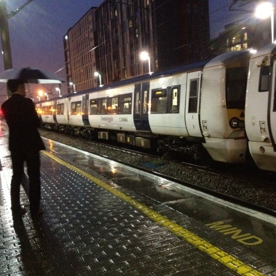 Tottenham Hale Railway Station (TOM) - 32 tips