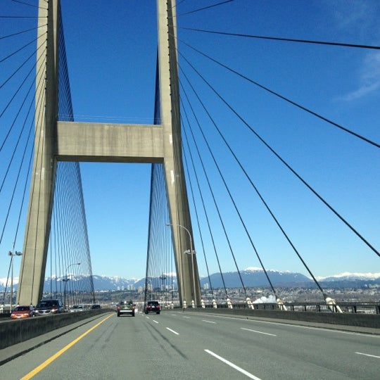 Alex Fraser Bridge - Bridge in Delta