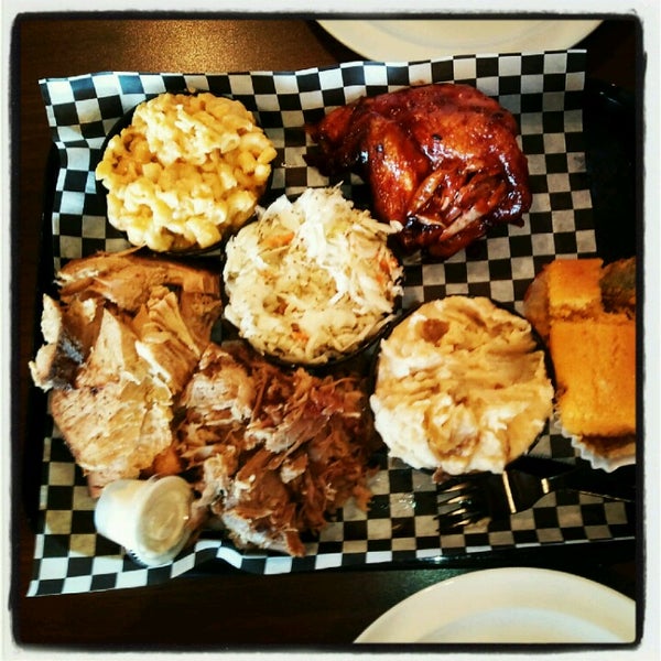 Two Fat Guys Bar-B-Q (Now Closed) - 4887 Tuscarawas St W