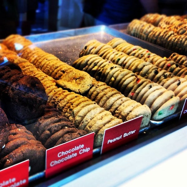 Diddy Riese - Westwood Village - 926 Broxton Ave