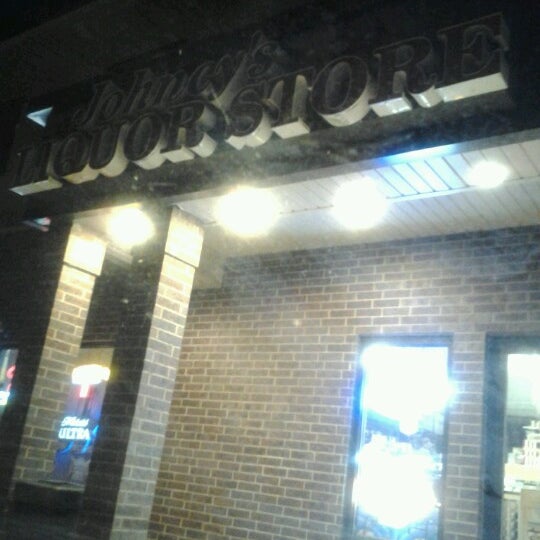 Johncy's Liquor Store - 585 Highway 965 S