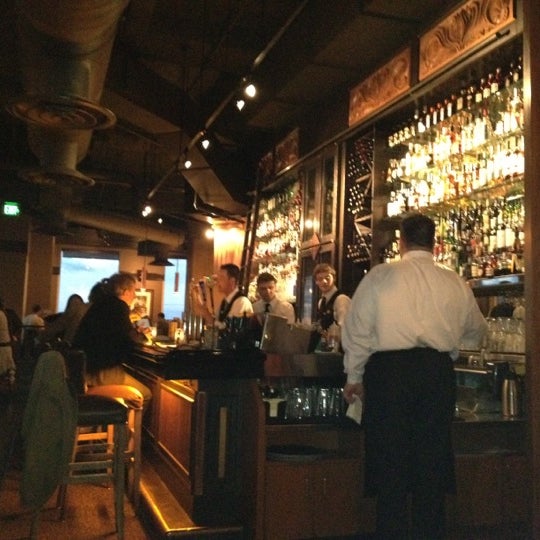 Daniel's Broiler - Steakhouse