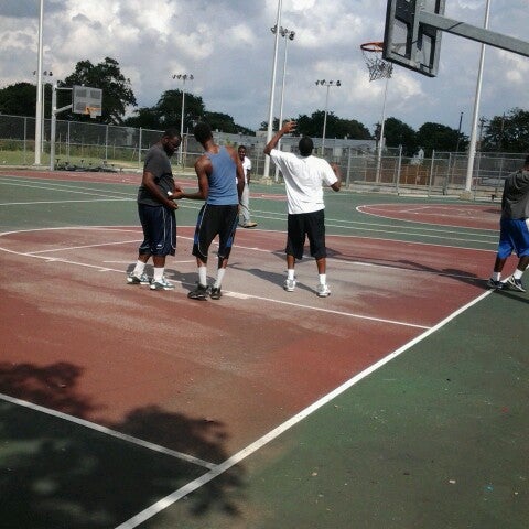 Eric Hank Gathers, Jr. Rec Center - Other Great Outdoors in Philadelphia
