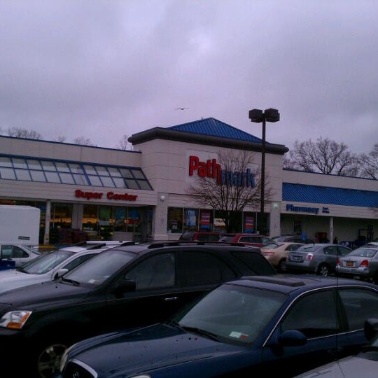 Pathmark (Now Closed) - Supermarket in Centereach