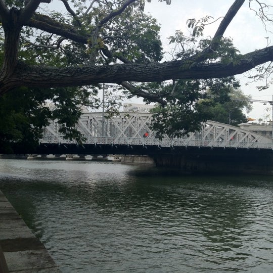 Anderson Bridge - Bridge in Downtown Core