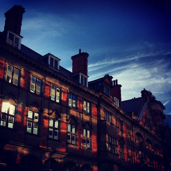 Liverpool Magistrates' Courts - Courthouse in Central Liverpool