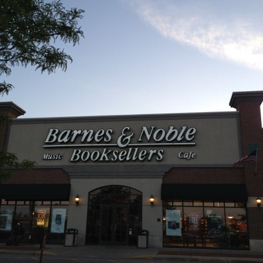 Barnes & Noble - Bookstore