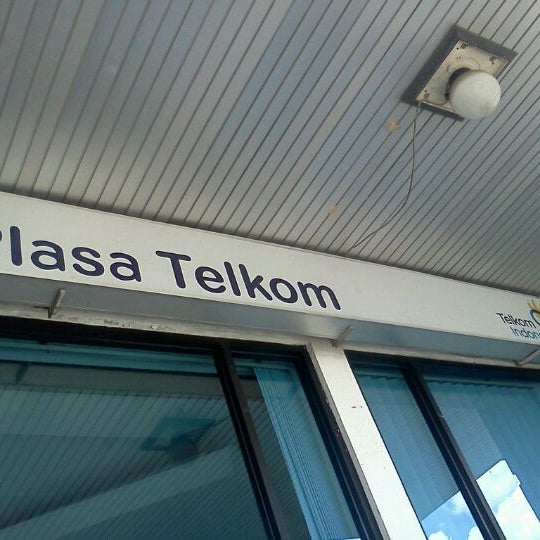 Plasa Telkom - Jl. Babakan Raya