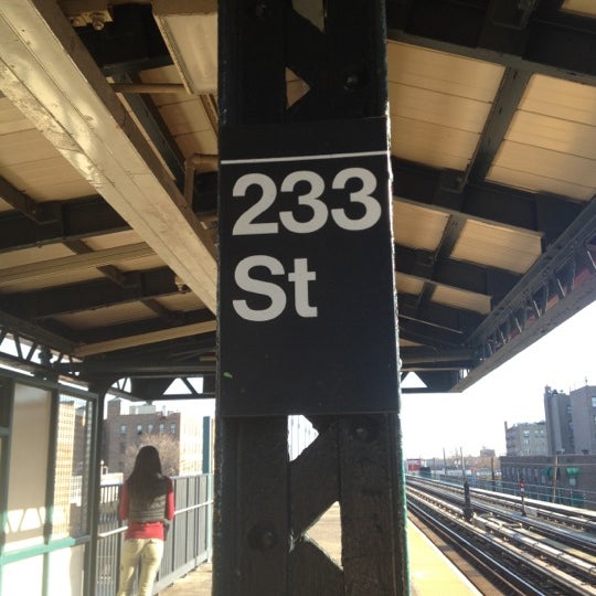 MTA Subway - 233rd St (2/5) - Wakefield - Bronx, NY