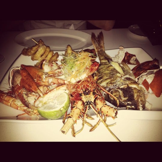 Karambezi Cafe - Sea Cliff Hotel