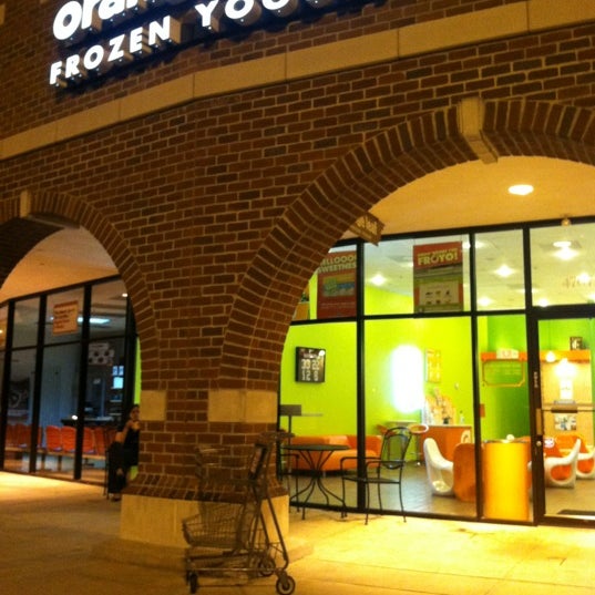 Orange Leaf - Ice Cream Parlor