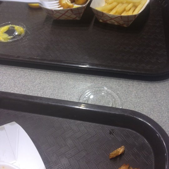 Pier 525 - Bar in Great Lakes