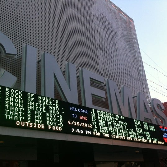 Universal Cinema AMC at CityWalk Hollywood - Multiplex in Universal City
