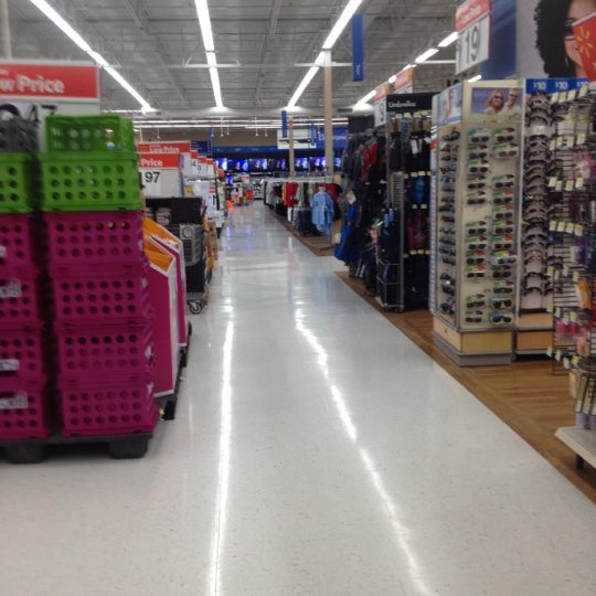 Walmart Supercenter - Big Box Store