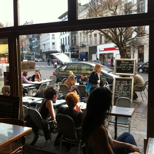 Bar Parallele - Matonge - Place Fernand Cocqplein 27