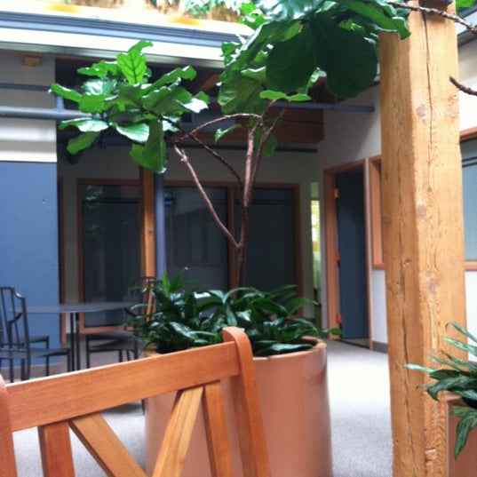 Spark Logix Studios - Warehouse District - 0 tips