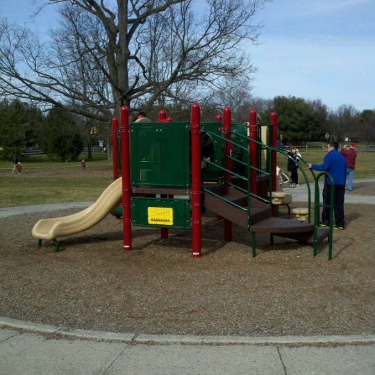 Great Oak Park - Playground in East Brunswick