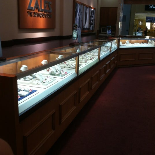Zales belden village mall store