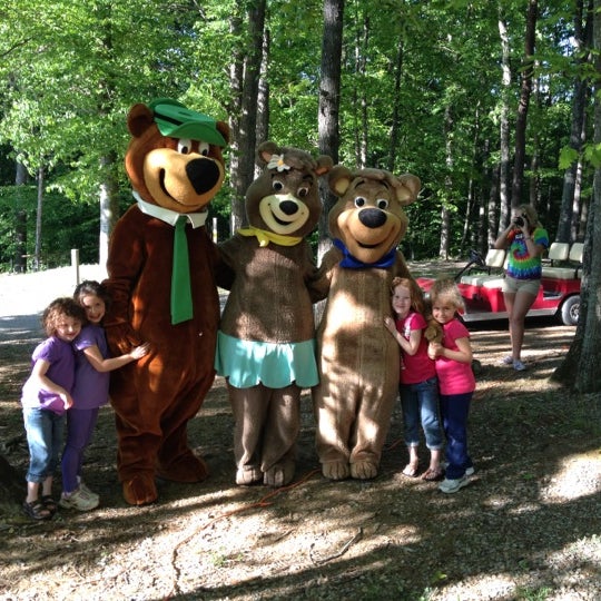 Yogi Bear's Jellystone Park - Theme Park in Natural Bridge Station