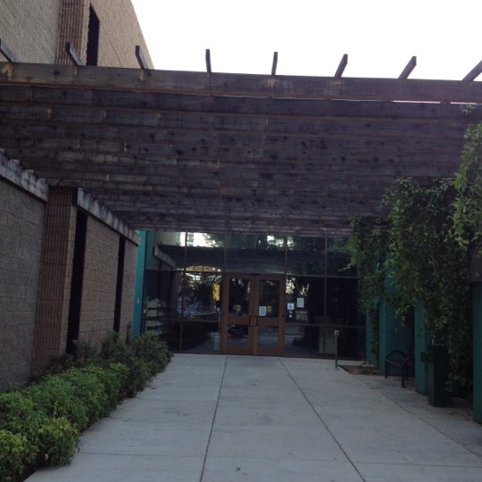 Tulare County Library - Library in Visalia