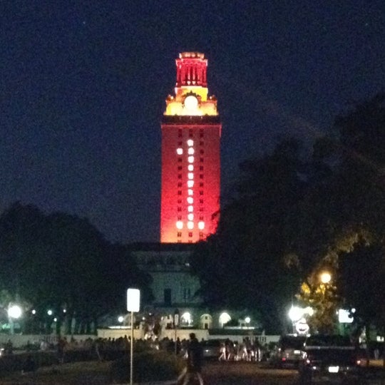 Littlefield Fountain - Fountain in University of Texas-Austin