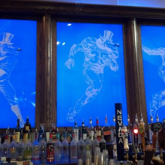 The Wolf Den (Now Closed) - 1305 N Virginia St