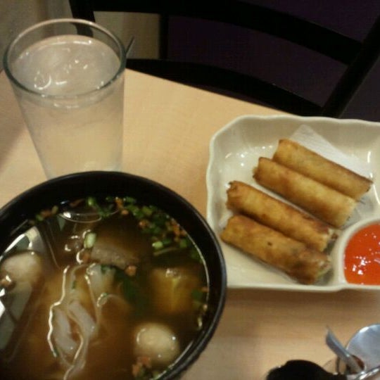 Sen Lek Thai Noodles - 18 tips