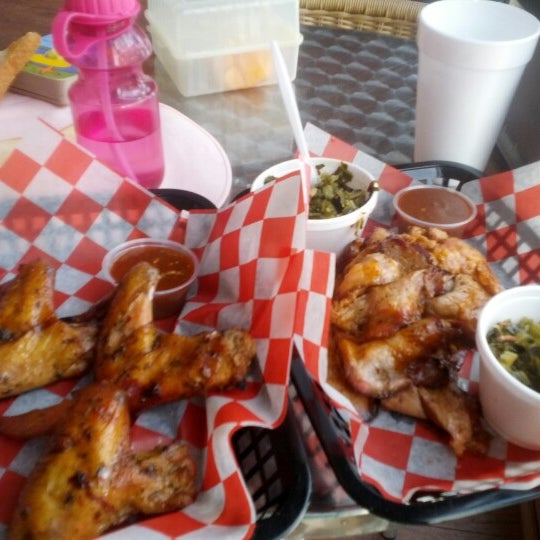 Thumbs Up Smokehouse - Old Fourth Ward - 5 tips from 145 visitors