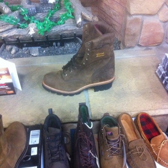 Photos at Fin Feather Fur Outfitters - Ashland, OH